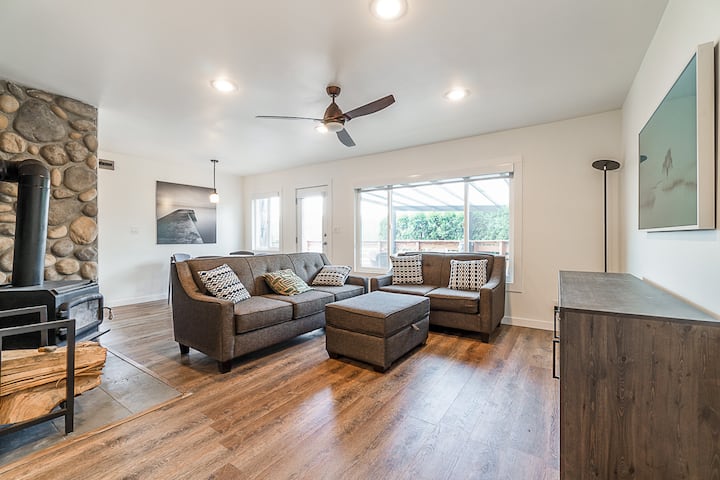 Private & Tranquil Lakeside Cabin - Mission