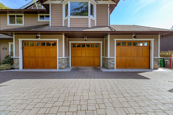 Arbutus Haven - Saanich