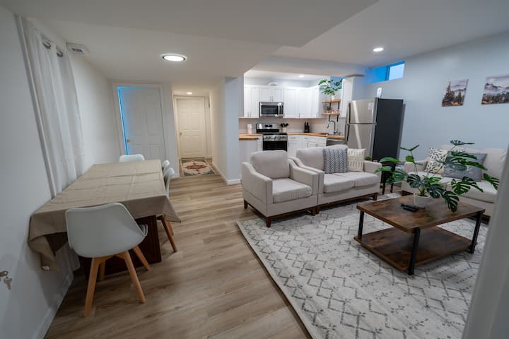 Stylish Stay By Beach & Shops - Beverly, MA
