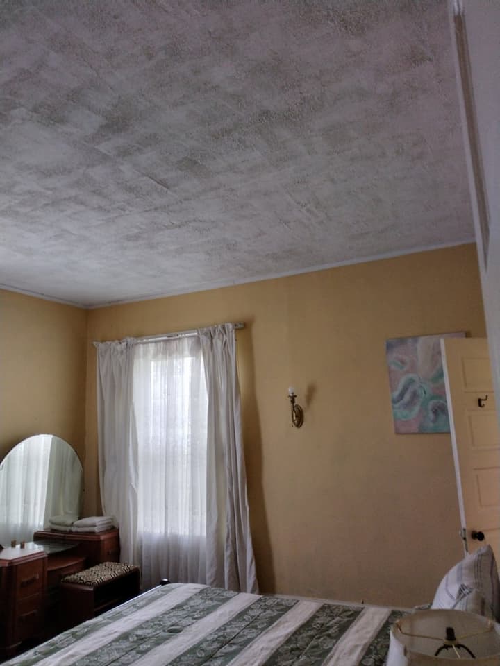 06. Charming Room Close To Uc - Cincinnati, OH