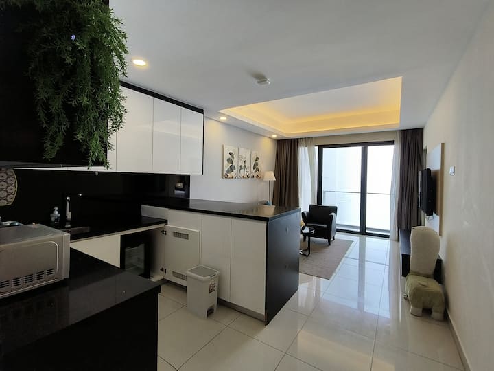 Genting Peak 6pax2br2b217 Samsung 65' Inch Smarttv - Bukit Tinggi