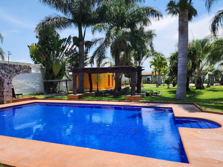 Mansión Con Vista Acceso Al Lago, Jardín Y Alberca - Ajijic