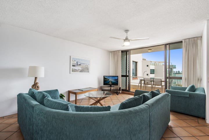 Premium Ocean View - 3 Bedroom Apartment - Alexandra Headland