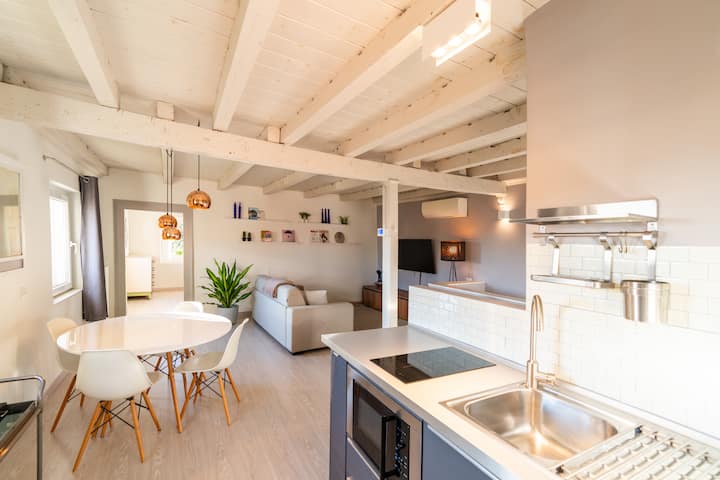 Moderno, E Accogliente Con Vista Su Ponte Pietra - Verona