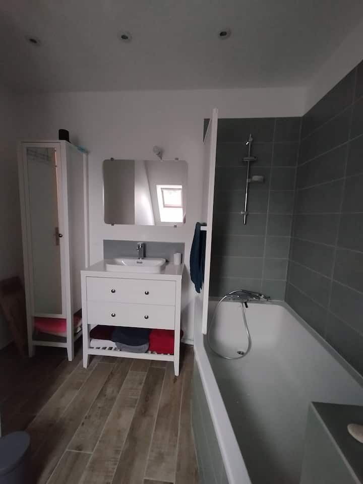 Une Chambre Confortable. Faustine - Provins