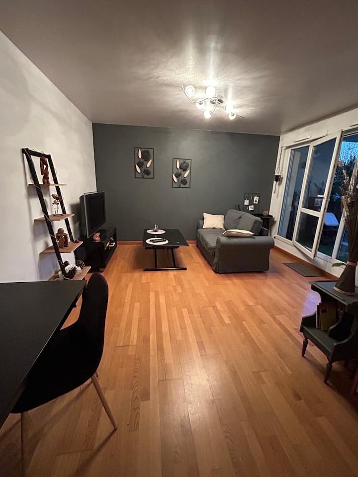 Appartement De 48m Avec Terrasse - Bussy-Saint-Georges