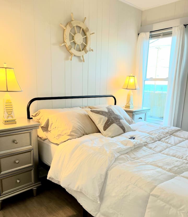 Beach Front Apartment W/ Views Near Yale New Haven - 뉴헤이븐