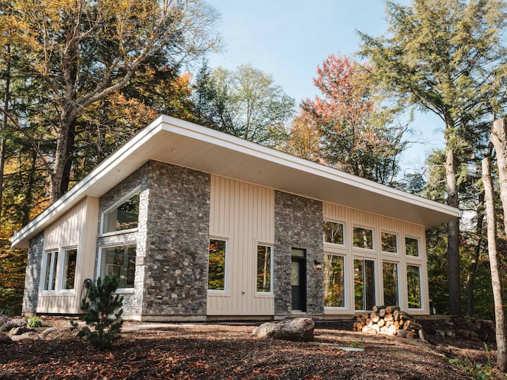 Chalet Eau, Style Lake House à Tremblant - Laurentides