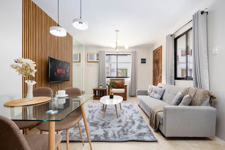 Cebu 3br House W/ Parking • Near It Park - Cebu