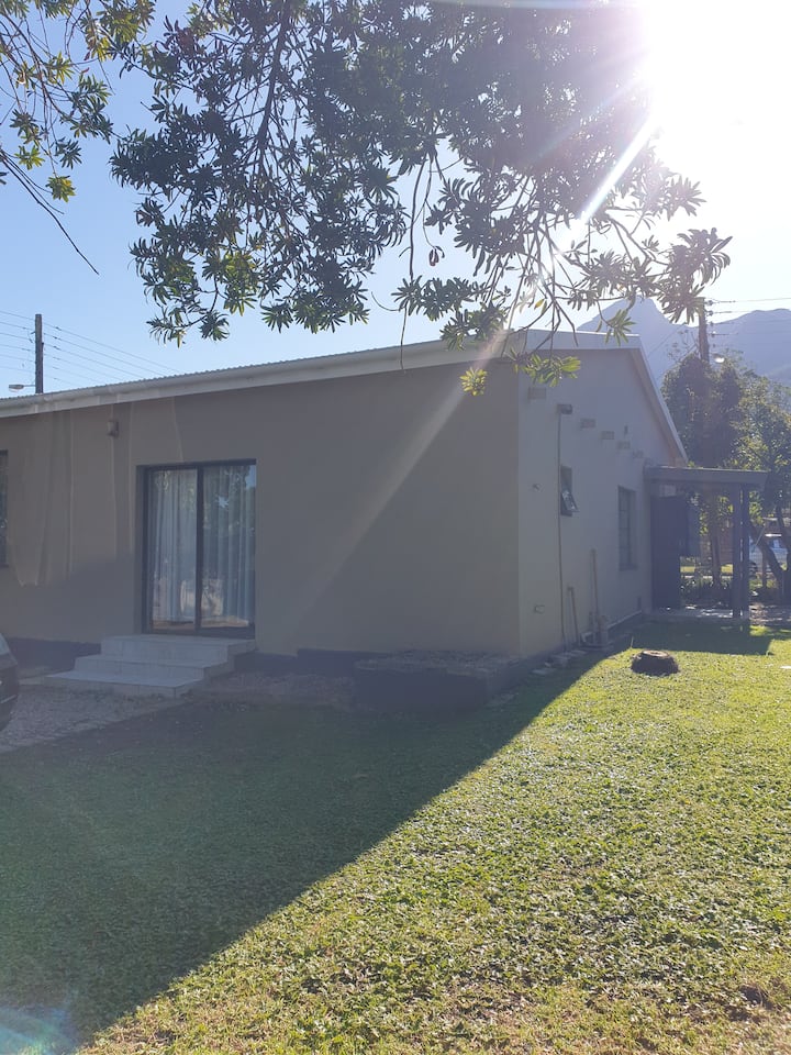 Eighteen On Fifth - George