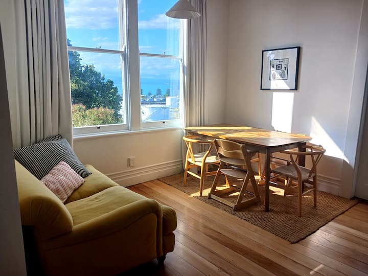 Seaview Hill Home, Walk To Beach - Napier
