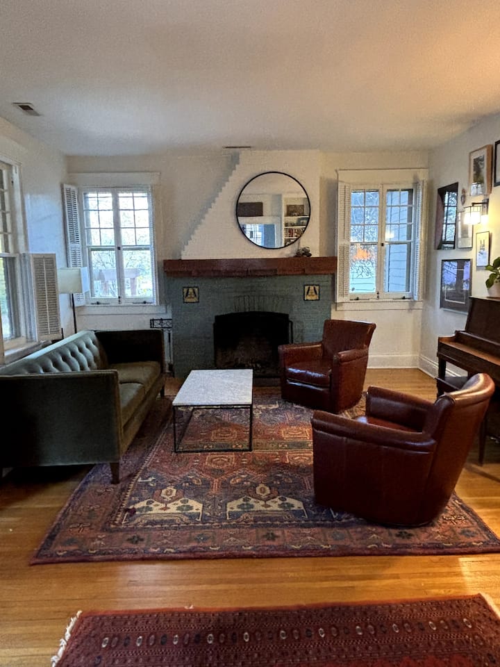 Gorgeous Home, Steps From Uva! - Charlottesville, VA