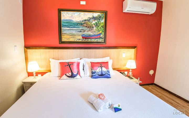 Suíte Em Prédio A Beira Mar, S.a1-12, 1º Pavimento - Garopaba