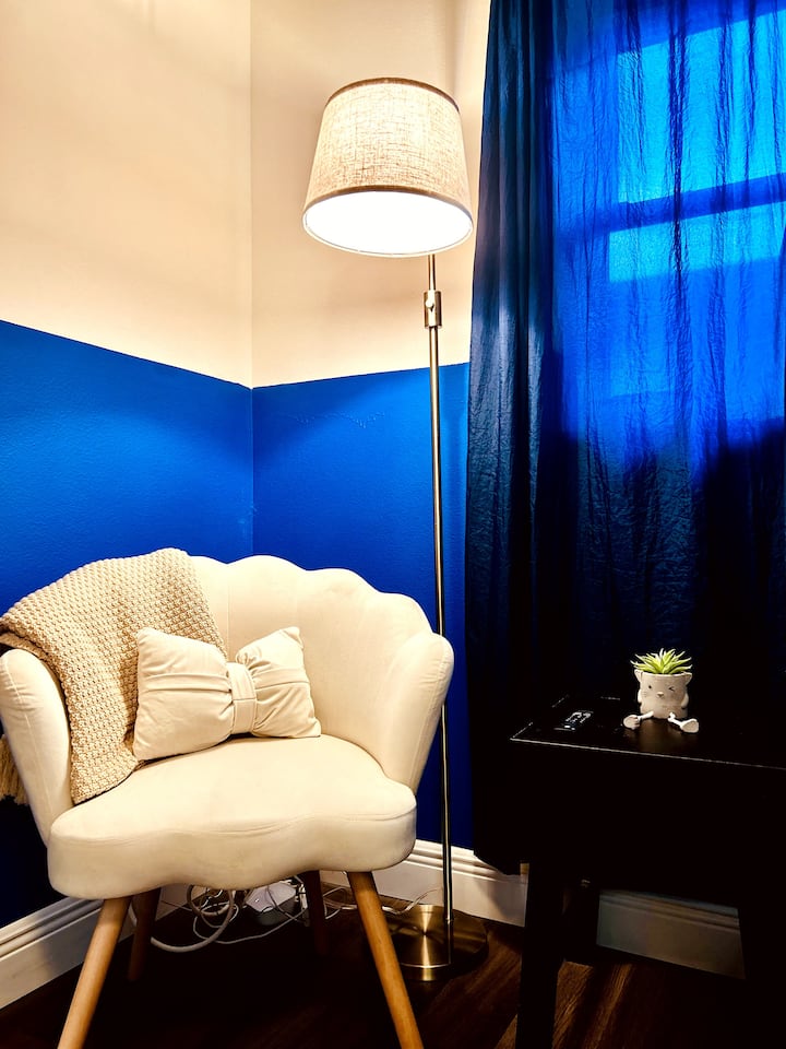 Room 2: 15 Min Downtown Orlando, Sanford & Wekiwa - Altamonte Springs, FL