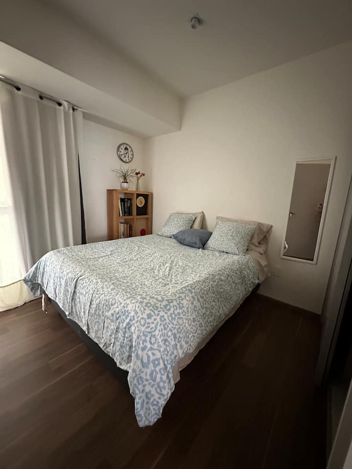 Quiet Room With Private Bathroom - Mexico