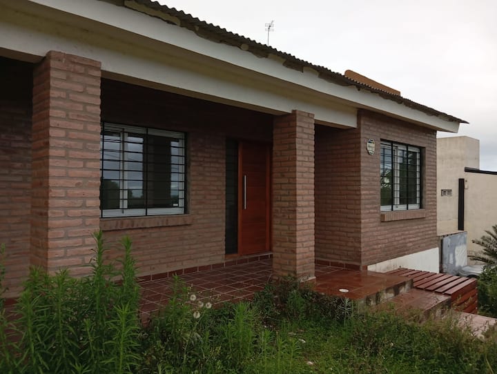 Casa Para 6 Personas - Villa Carlos Paz