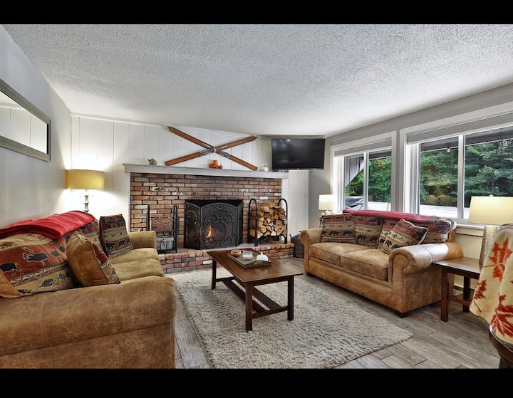 Cozy Killington Condo- 5 Min To Killington Resort - Killington, VT