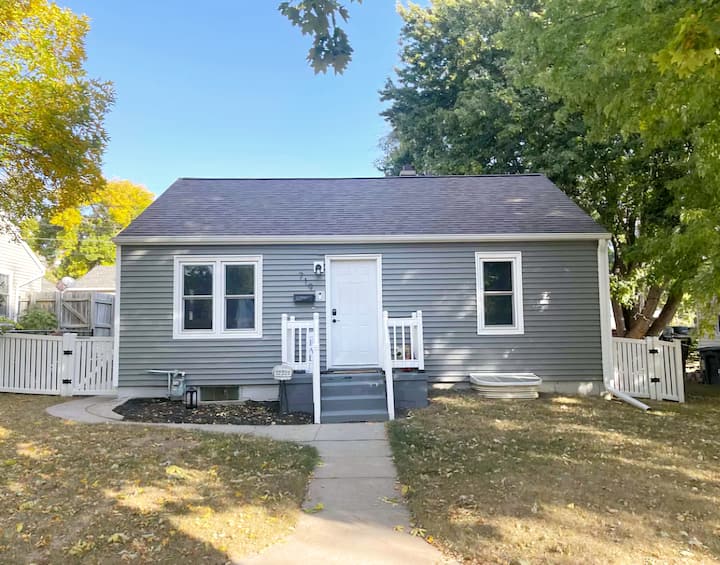 Harmon Hideaway - Kearney, NE