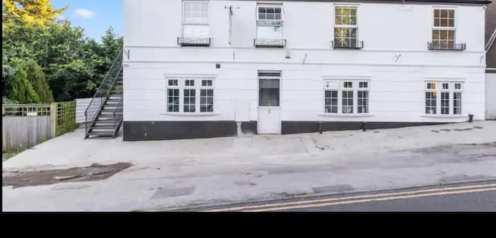 St Thomas House 20+sleeps. All Rooms En-suite - Whitstable