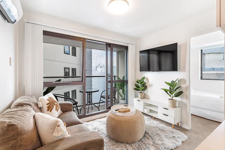 Central 3br W Balcony, Full Kitchen & Amenities - Auckland
