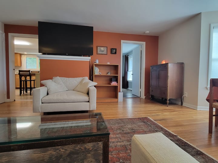 Private, Upscale 1-br - Ithaca, NY