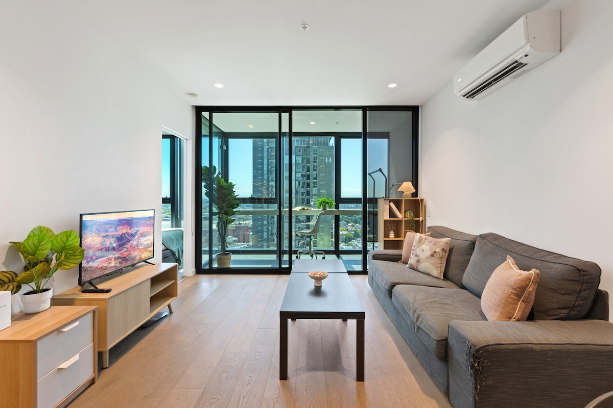 Stylish 2B2B Apartment in City Centre - Apartments for Rent in ...