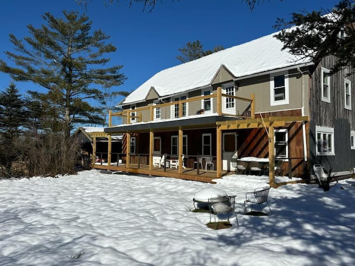 Wűnderbarn. Suite A "Hunter View" - Tannersville, NY