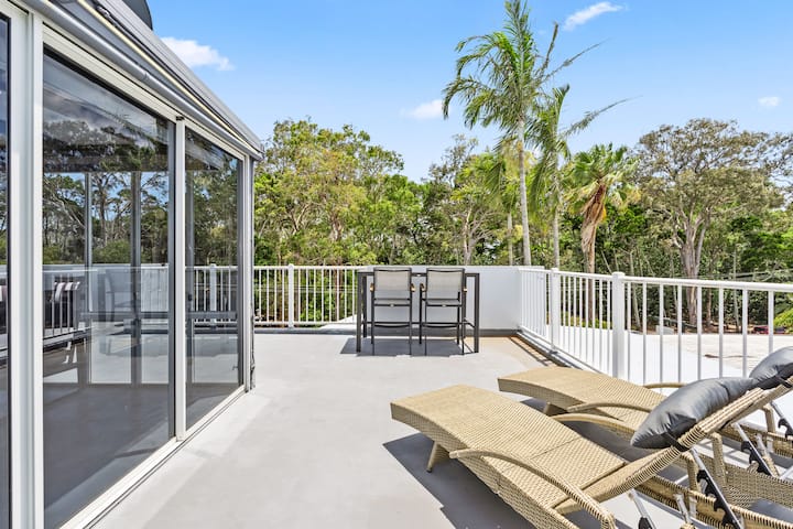 Bay View Rooftop Escape - Hervey Bay