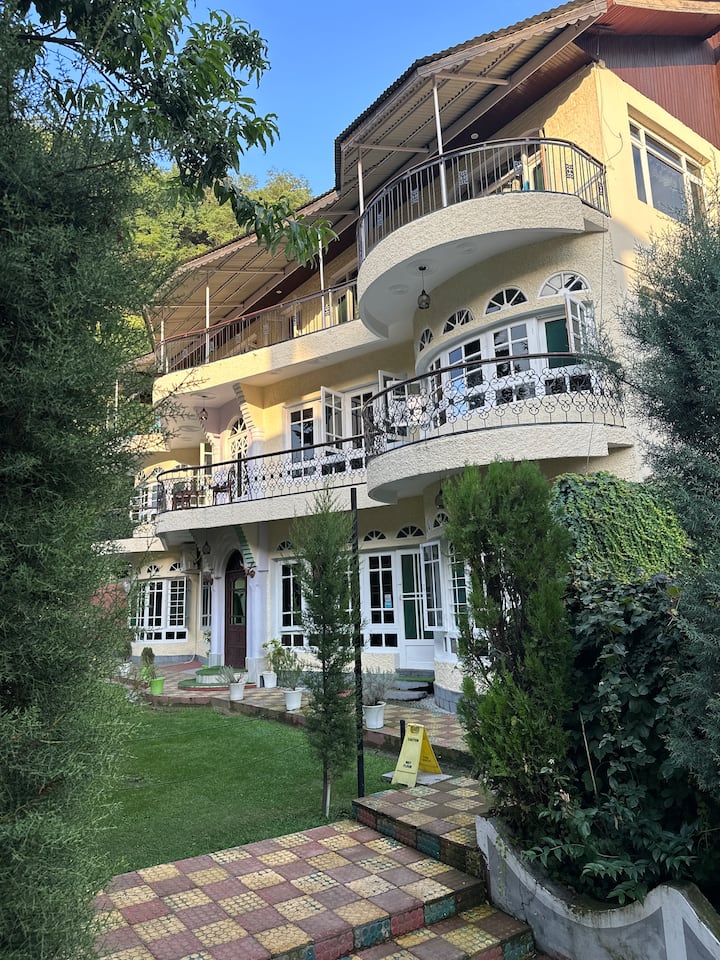 Heritage Premium Suites - Srinagar