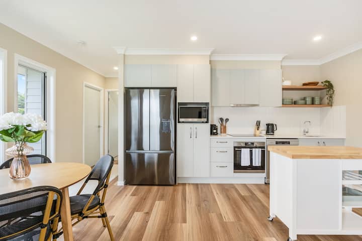 Waterfront  Luxury Guesthouse - Fraser Island