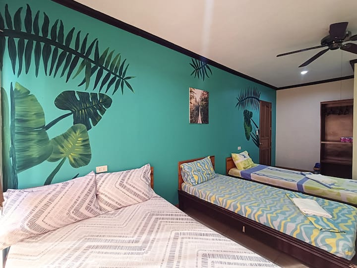 Coron Family Stay B – Comfort & Privacy - Coron