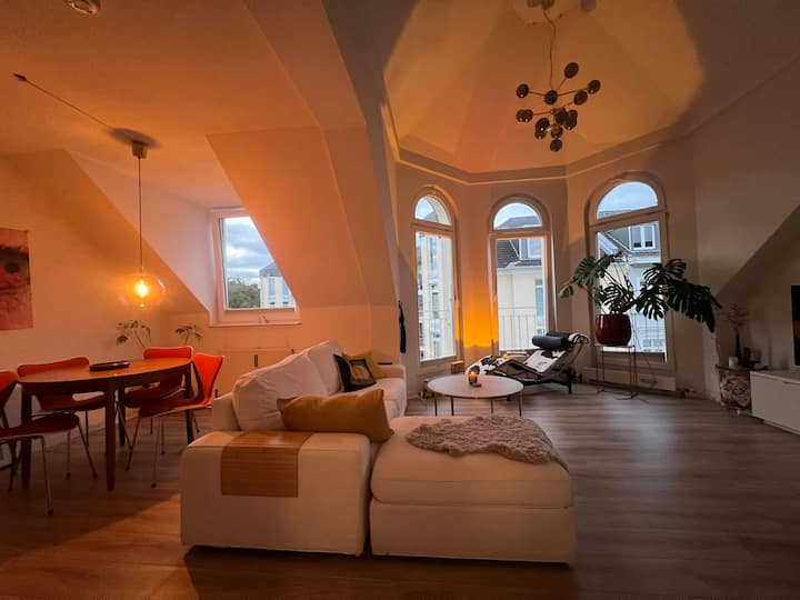 Stylish Central Apartment - Düsseldorf