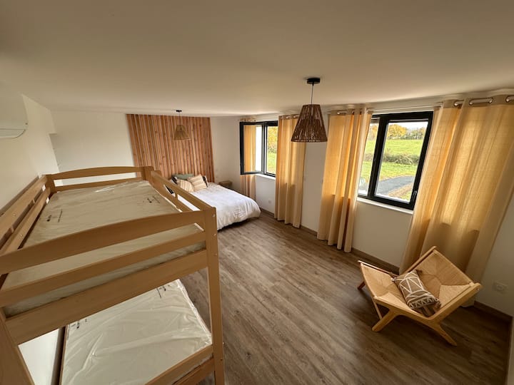 Chambre à Louer Dans Un Gite - Andrézieux-Bouthéon