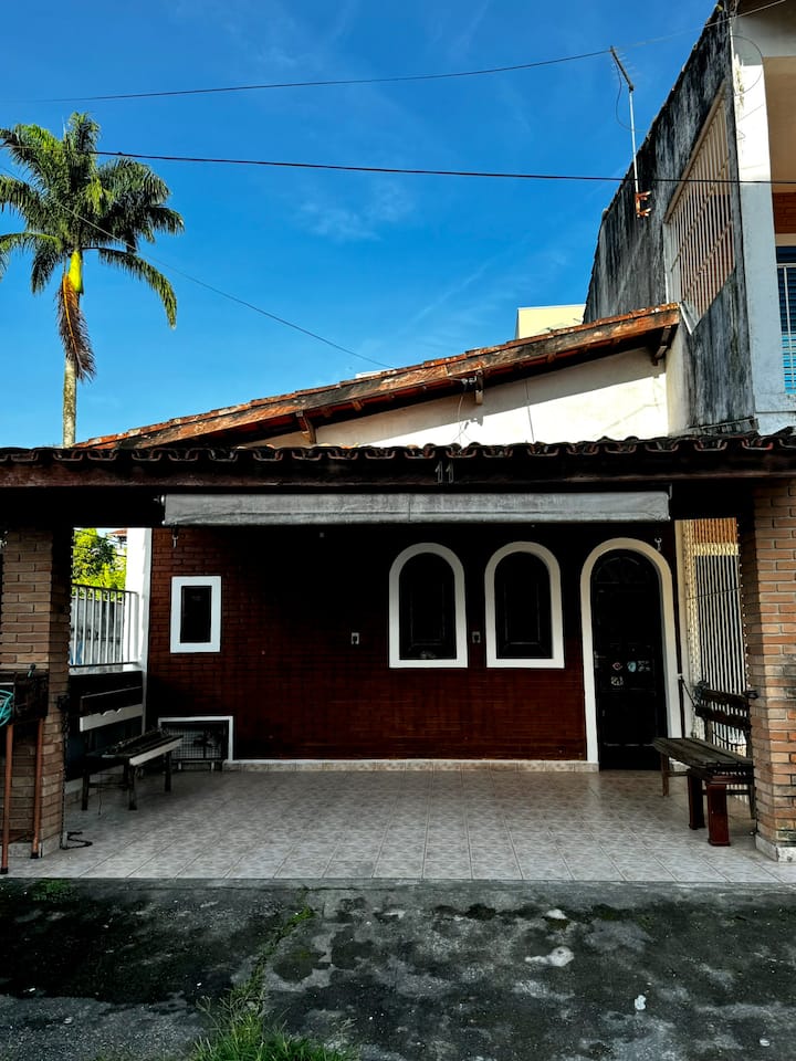 Casa No Centro - 400m Da Praia - Ubatuba