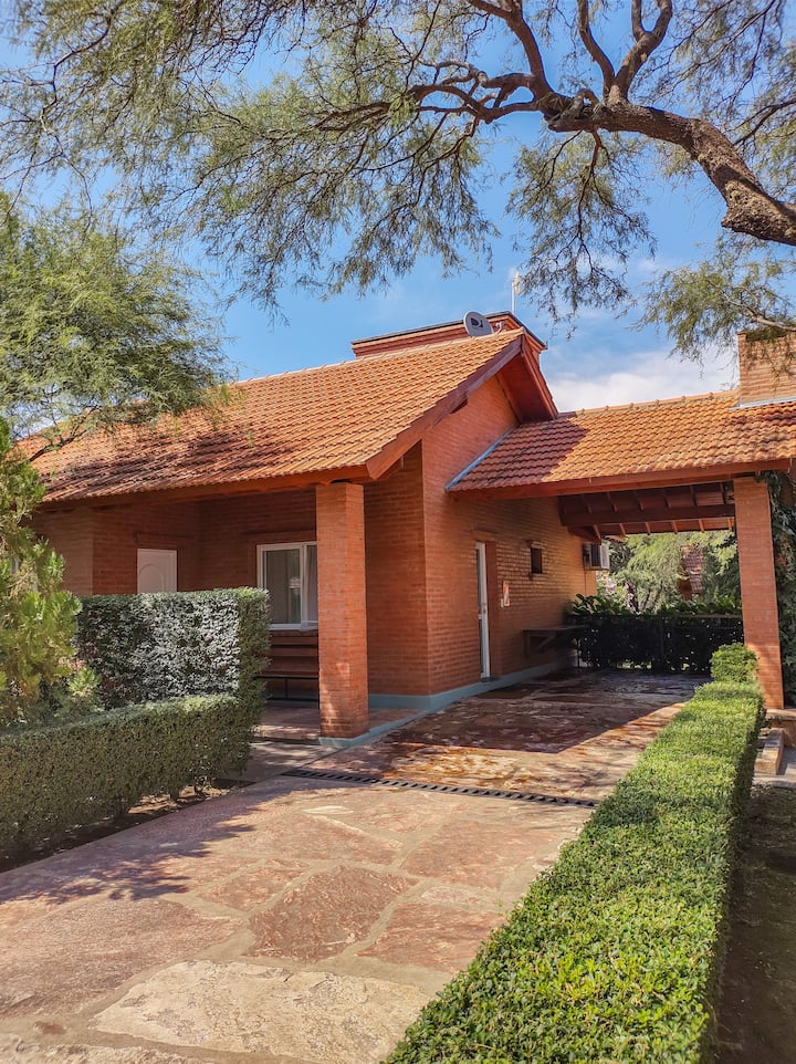 Cabaña Amplia 85 M² | 2 Dormitorios | 4 Personas - Merlo