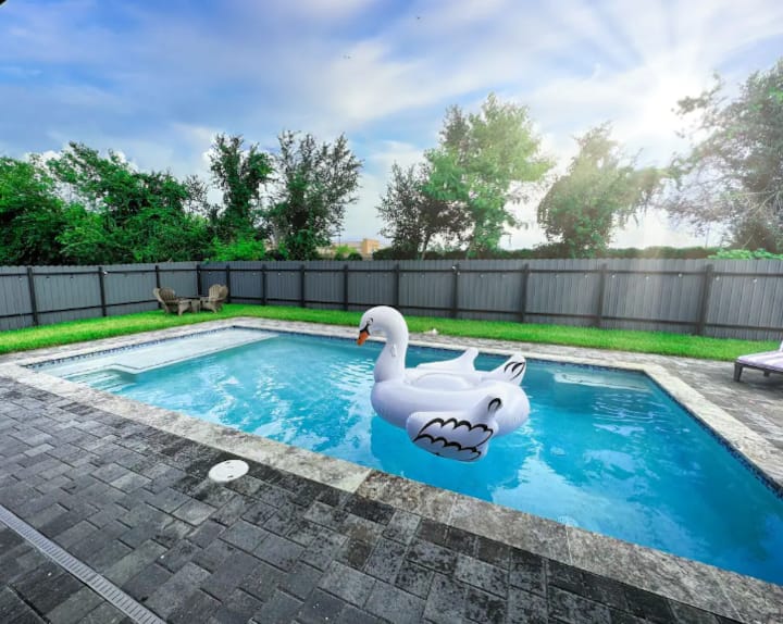 Welcome To Your Cape Coral Escape! - Cape Coral, FL