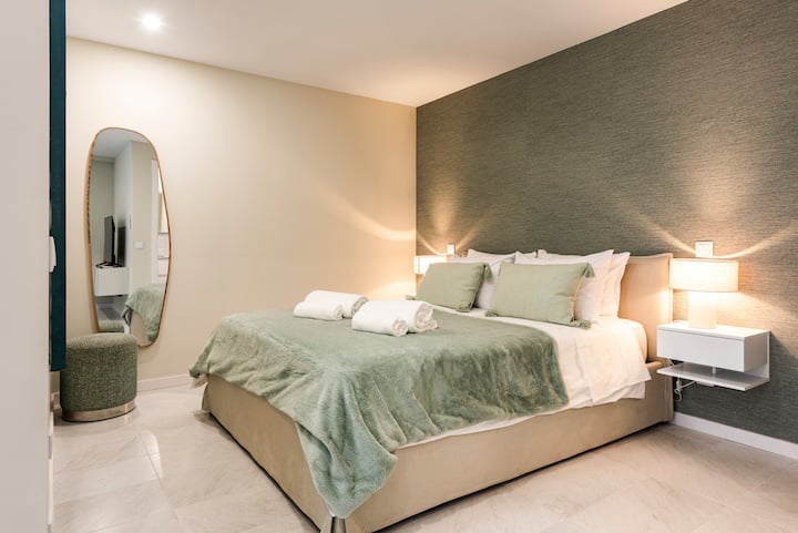 Cozy Studio | 3' Faro Airport | Ac Wifi & King Bed - Aéroport de Faro (FAO)