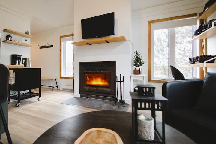 Au Sommet 729, Foyer Au Bois - Magog