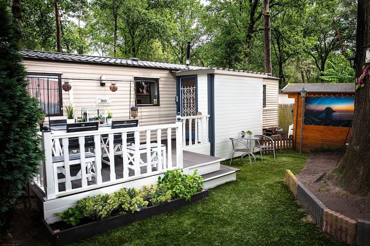 Knus En Kindvriendelijk Chalet Op De Veluwe - Apeldoorn