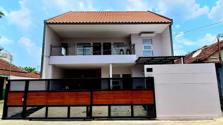 The Warsito Homestay - Yogyakarta