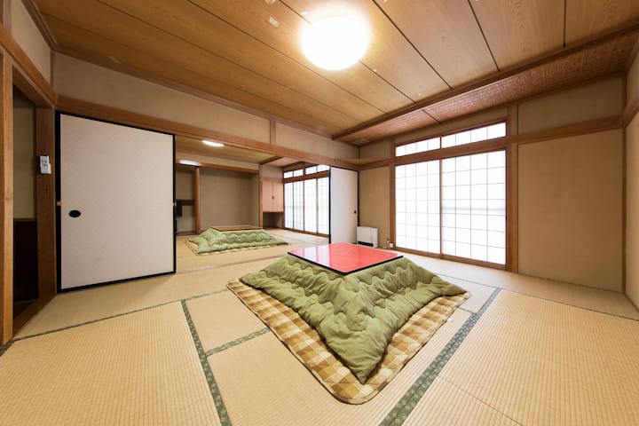 10 Tatami Mats, 2 Rooms, 20 Tatami Mats/12 Ppl - Gunma