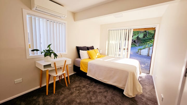 Private Retreat In Birkenhead, Self-contained Flat - Auckland