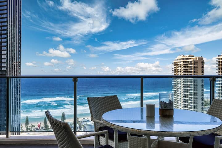 H Boulevard Residences 2 Br Apartment (Level 21) - Gold Coast