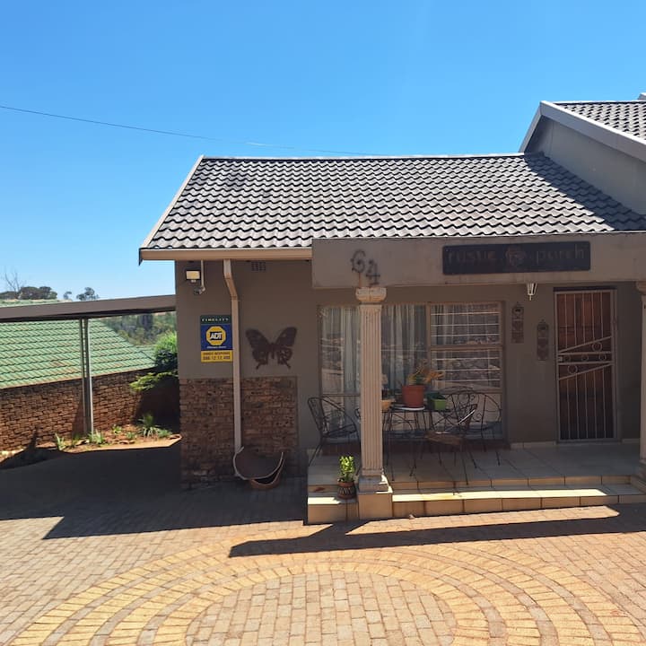 Rustic Porch - Krugersdorp
