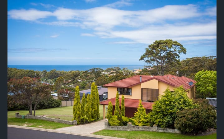 Tura Beach Coastal Retreat - Merimbula