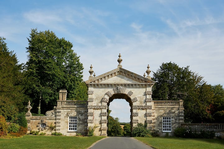 The Arch, The Fonthill Estate, Tisbury, Wiltshire - Shaftesbury