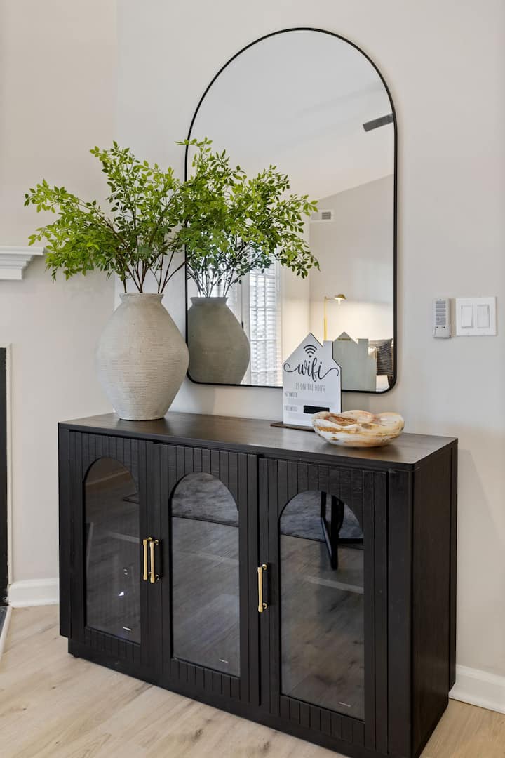 2bed/2bath*dogs Ok*1 Min To Highway*ac/dishwasher - Greensboro, NC