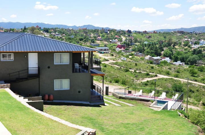 Hermosa Cabaña En La Montaña Cerca Del Centro - Villa Carlos Paz