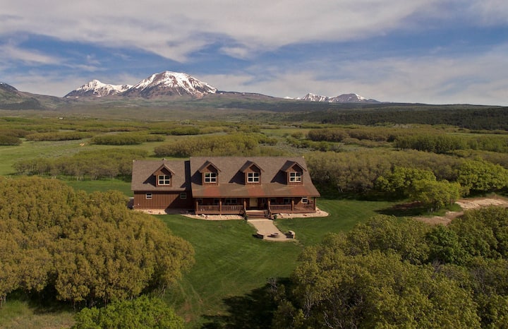 Hidden Oaks Lodge - Medicine Lake, Moab