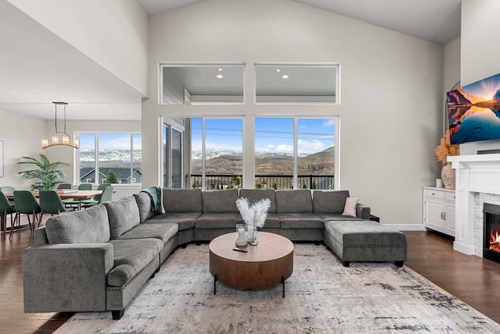 Luxury Escape In East Wenatchee - Mission Ridge Ski Resort, WA